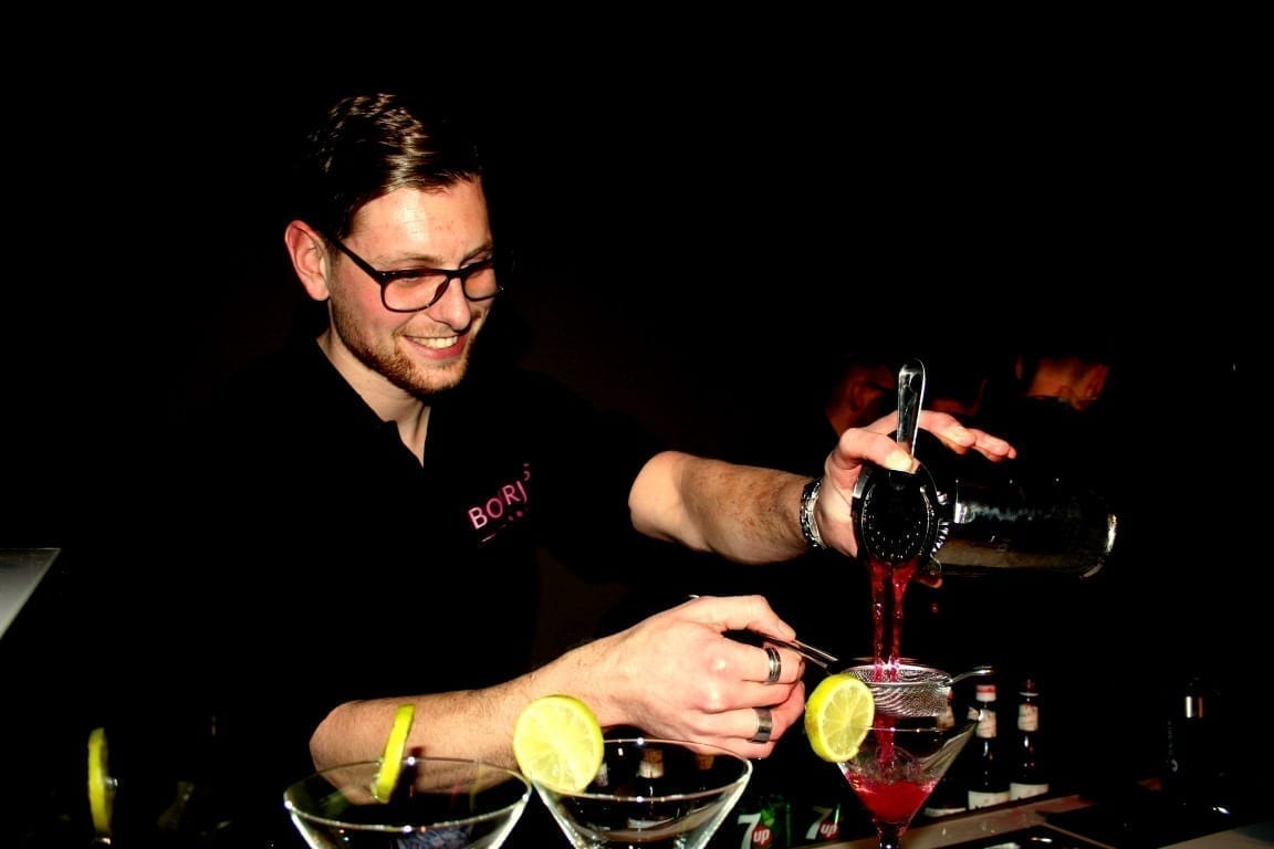 Wil je een bartender inhuren op jouw feest? Lees meer!